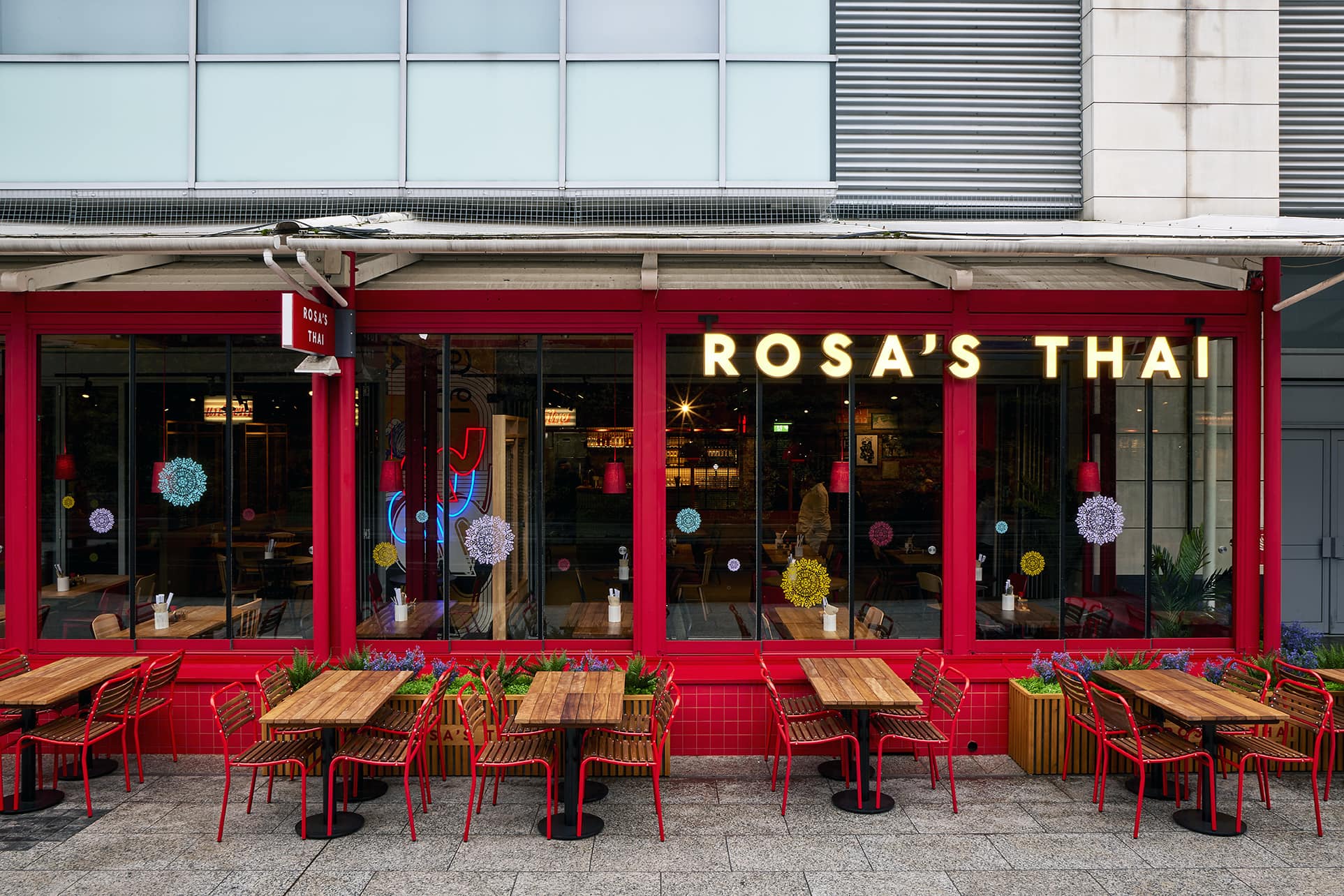 Thai Restaurant & Takeaway in Westfield White City | Rosa's Thai