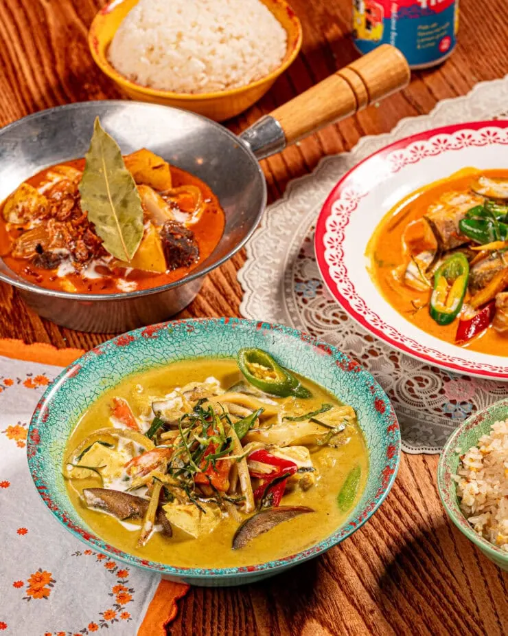 Thai Curry Spice Differences: Red, Green and Yellow | Rosa's Thai