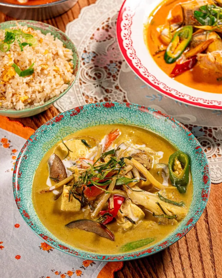 Thai Curry Spice Differences: Red, Green and Yellow | Rosa's Thai